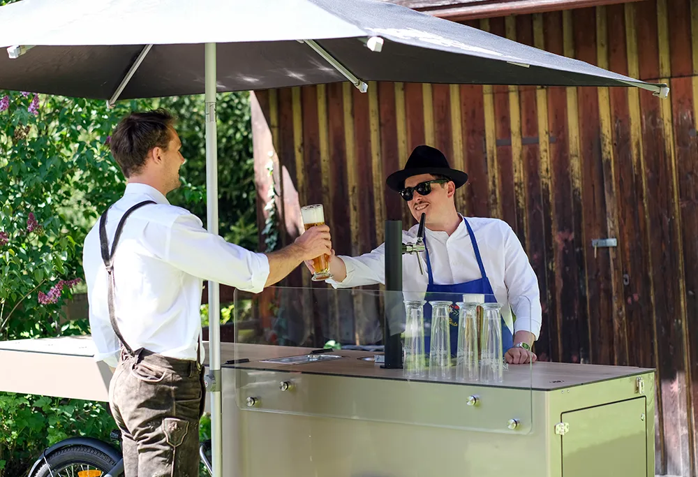 Mobile beer bar - paulandernst.com